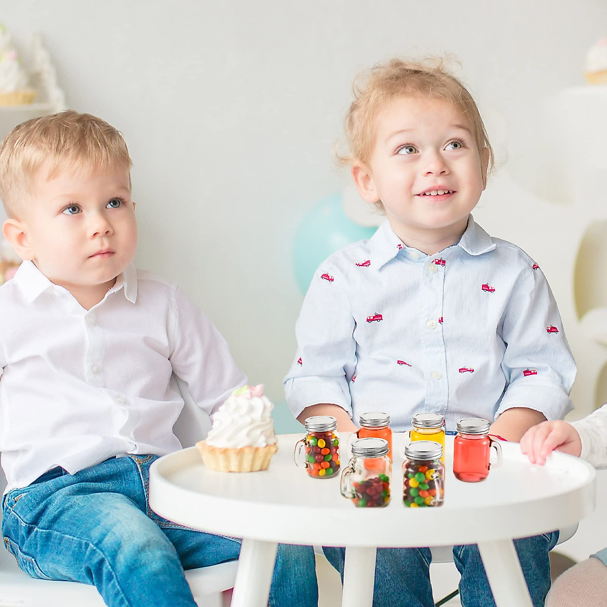 Tessco 48pcs Mini Mason Jar Mugs Mason Jar Mugs with Handles and Lids Small Drinking Glass and DIY Favor Wedding Bridal Shower Party Supplies for Drinks, Gifts, Candles and Crafts (Silver Lid,1.4 oz)