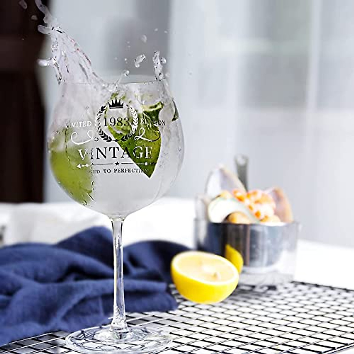 Sllyfo 40th Birthday Gifts Women Wine Glass - Vintage 1983 Printed 22 oz Stemmed Wine Glass - Funny 40 Birthday Gifts Idea.(Vintage 1983)