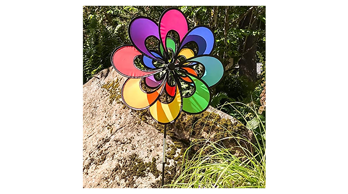 Vibrant Spectrum Double Windee Wheelz for Yard & Garden