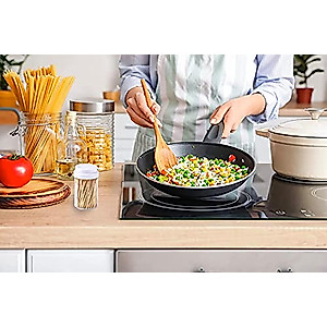 DecorRack 2 Pack Toothpick Dispensers with 600 Natural Bamboo Toothpicks, Plastic Holder (Pack of 2)