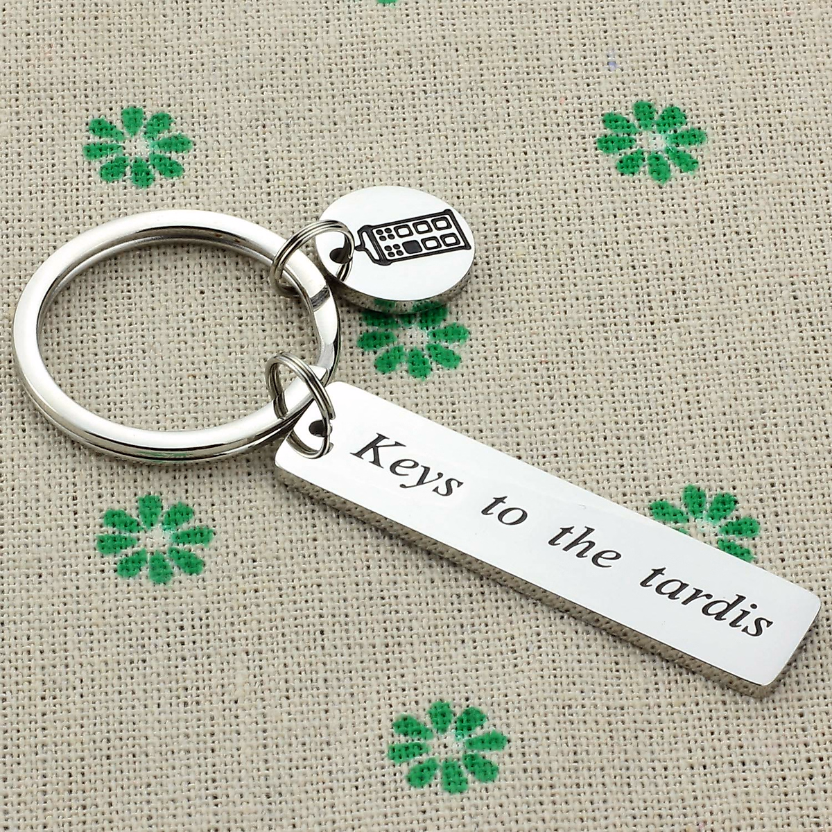 Kivosliviz Dr Who Gifts Doctor Who Keychain Doctor Who Key Ring Doctor Who Jewelry Dr Who Merchandise