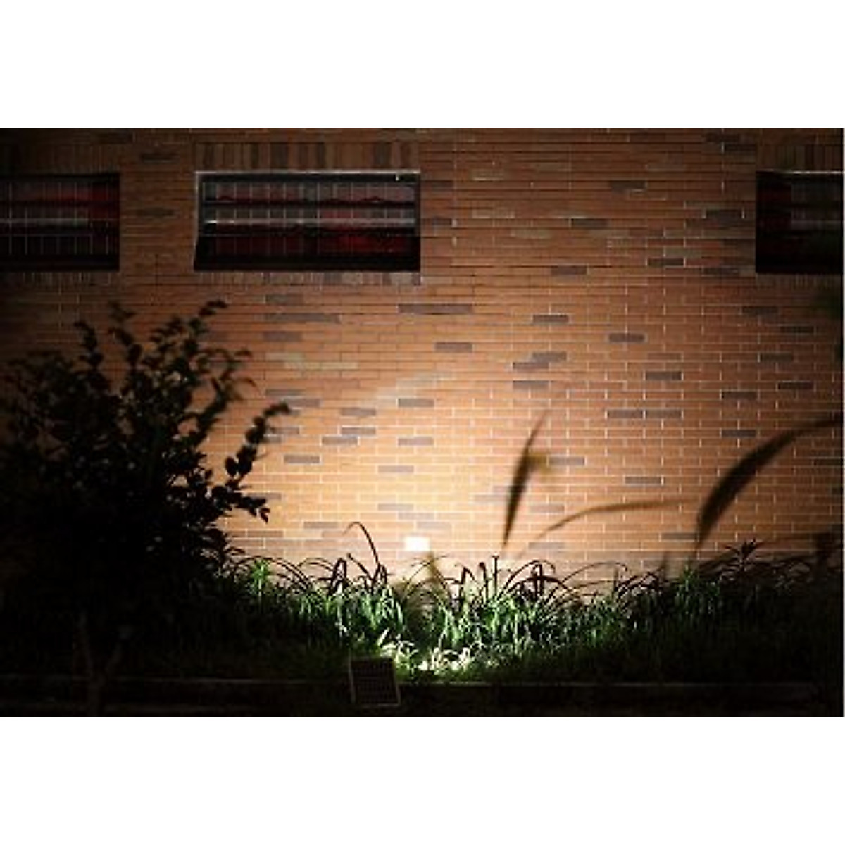 Bizlander 108LED Solar Flood Light with 1109 Lumens IP65 Rating, Manual Switch, Light Detachable, 7.4V Lithium Battery for Home Garden, Carport, Garage, Car Park, Commercial Sign Light