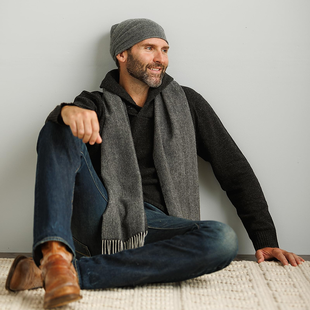 Fishers Finery Men's 100% Pure Cashmere Scarf, Warm and Comfortable (Black)