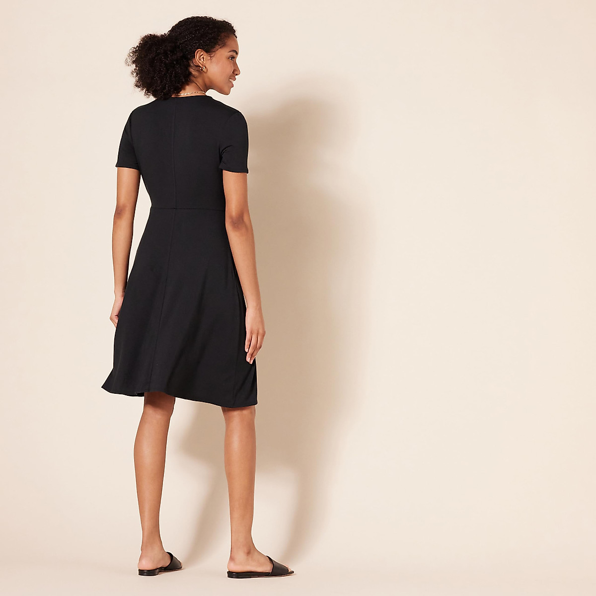 Amazon Essentials Women's Short Sleeve Faux-Wrap Dress, Black, X-Large