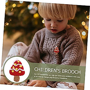 VOSAREA 2pcs Christmas Tree Poke Fun Mini Clips for Hair Plant Decor Mini Accessories Nativity Decor Handmade Mini Xmas Tree Christmas Felt Ornament Kits Wool Felt Clothes Sewing Materials