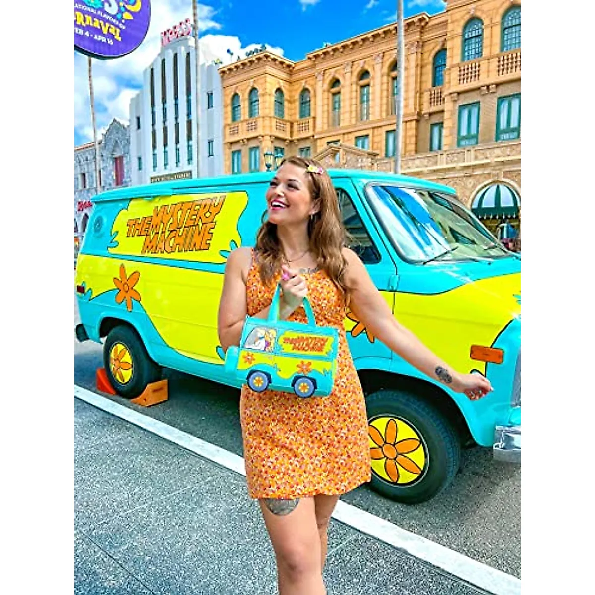 Loungefly Scooby Doo Mystery Machine Crossbody Bag Standard