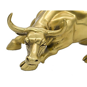 ZHONGJIUYUAN Brass Charging Stock Market Bull Figurine Wall Street Sculptures Bull Ox Statue Feng Shui Scuplture Home Office Decor (Middle Size)