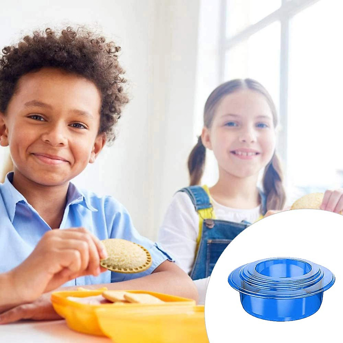 Uncrustables Sandwich Maker, Sandwich Cutter for Kids, Sandwich Cutter and Sealer Have a Lovely Lunch Lunchable Box and Bento Box of Childrens Boys Girls, Blue (Uncrustables Sandwich Maker-Blue)