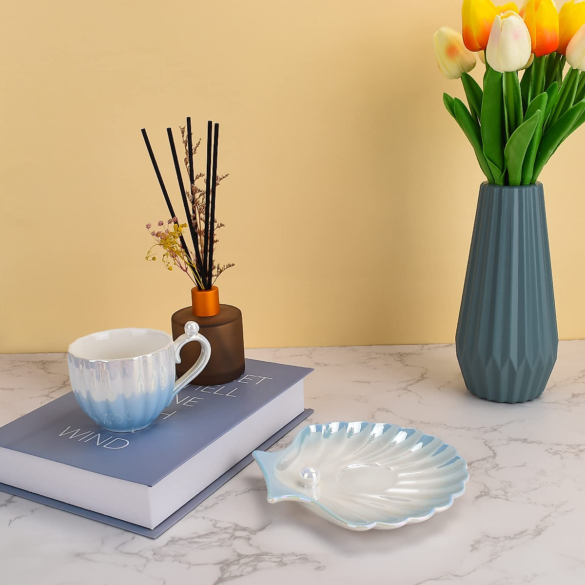 Koythin Ceramic Coffee Mug with Saucer, Creative Pearl Shell Cup, Cute Coffee Mugs for Office and Home, 6.5 oz/200 ml for Tea Latte Milk (Gradient Blue)