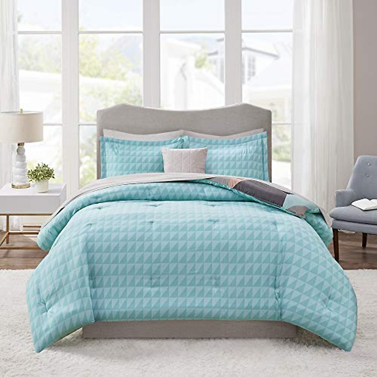 Madison Park Essentials Remy Bed in a Bag Reversible Comforter with Complete Sheet Set-Modern Geometric Triangle Design All Season Cover, Shams, Decorative Pillow, Queen(90"x90"), Aqua 8 Piece
