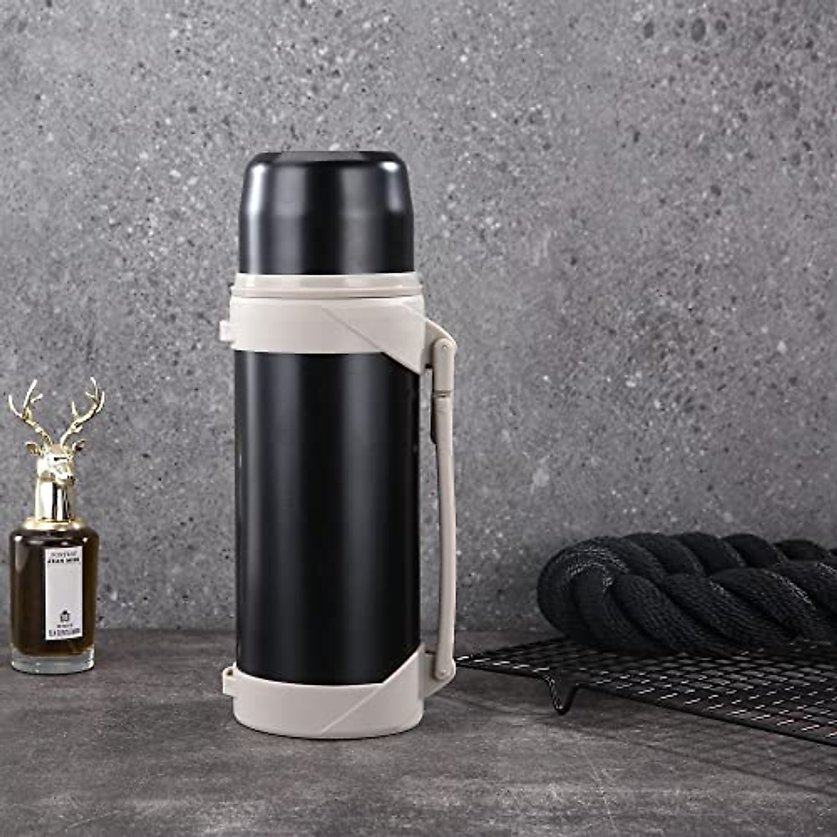 ConToose Insulated Water Bottle, Stainless Steel Sports Water Bottles with Handle, 40oz, Black