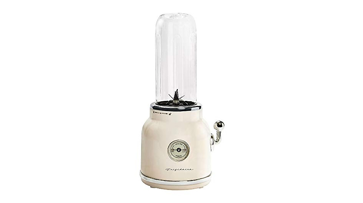 FRIGIDAIRE Retro Smoothie Maker - Stylish 300W Blender for Shakes ...