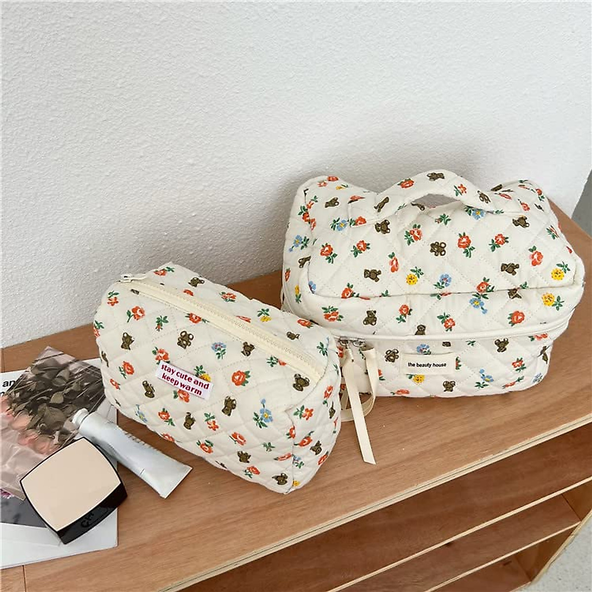 Donloise Kawaii Makeup Bag Cosmetic Case Cute Floral Storage Organizer with Handle Aesthetic Cartoon Zipper Toiletry Bag (Large)