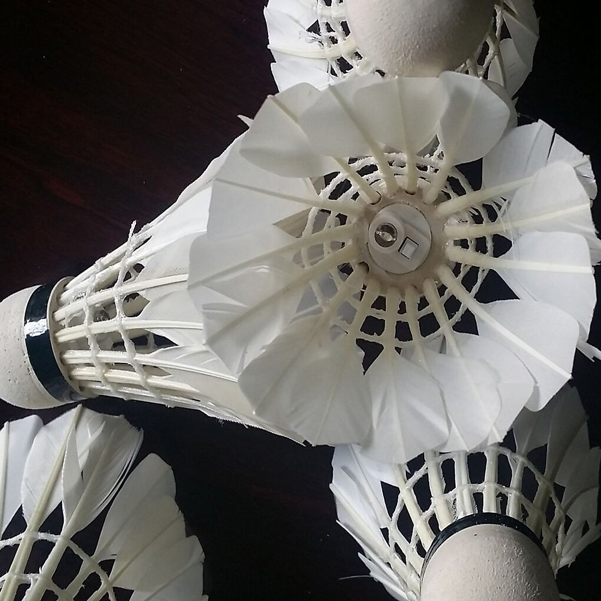 Bringsine LED Badminton Shuttlecock Dark Night Birdies Lighting for Kids Outdoor Sports-Red 4PCS