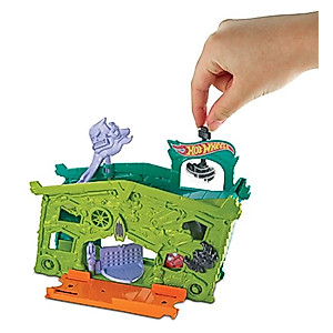 Hot Wheels Ghost Garage Playset