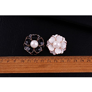 Women's Flower Pearl Enamel Brooch Pins for Ladies Jewelry
