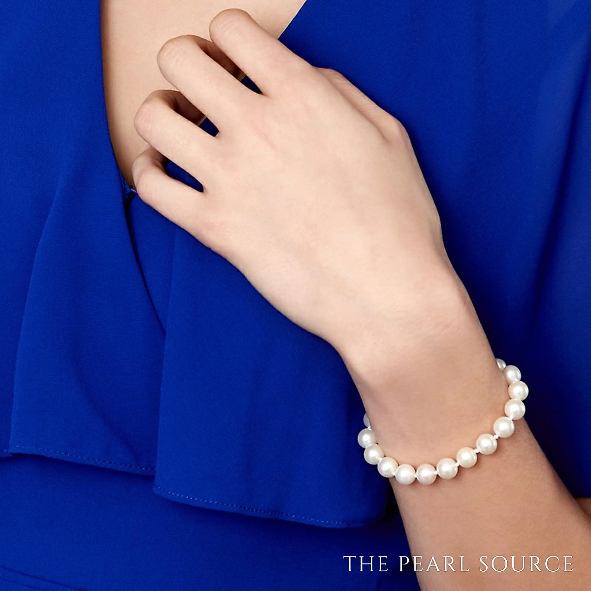 The Pearl Source 14K Gold 7-7.5mm Round White Japanese Akoya Saltwater Cultured Pearl Bracelet for Women