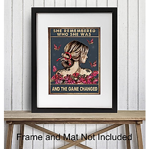 She Remembered Who She Was And The Game Changed - Uplifting Encouragement Gifts for Women - Inspirational Positive Quotes Wall Decor - Motivational Wall Art - Boho Decoration Poster - Girls, Teens
