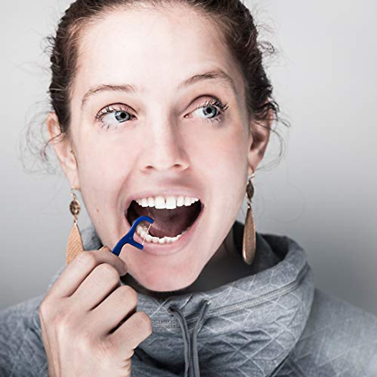 450 Disposable Floss Picks: The World's Most Convenient Floss Picks, Individually Wrapped in 4 Colors