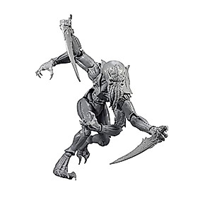 McFarlane Toys Warhammer 40,000 Ymgarl Genestealer (Artist Proof) 7'' Action Figure with Accessory