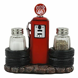 Set Of 1 Old Fashioned Gas Pump Station Salt And Pepper Shakers Figurine