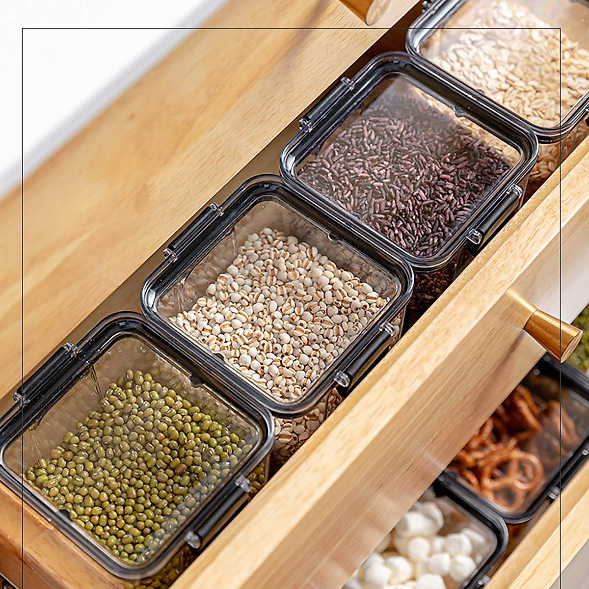 Airtight Food Storage Container with Lids Airtight Cereal Plastic Kitchen Pantry Storage Plastic Container