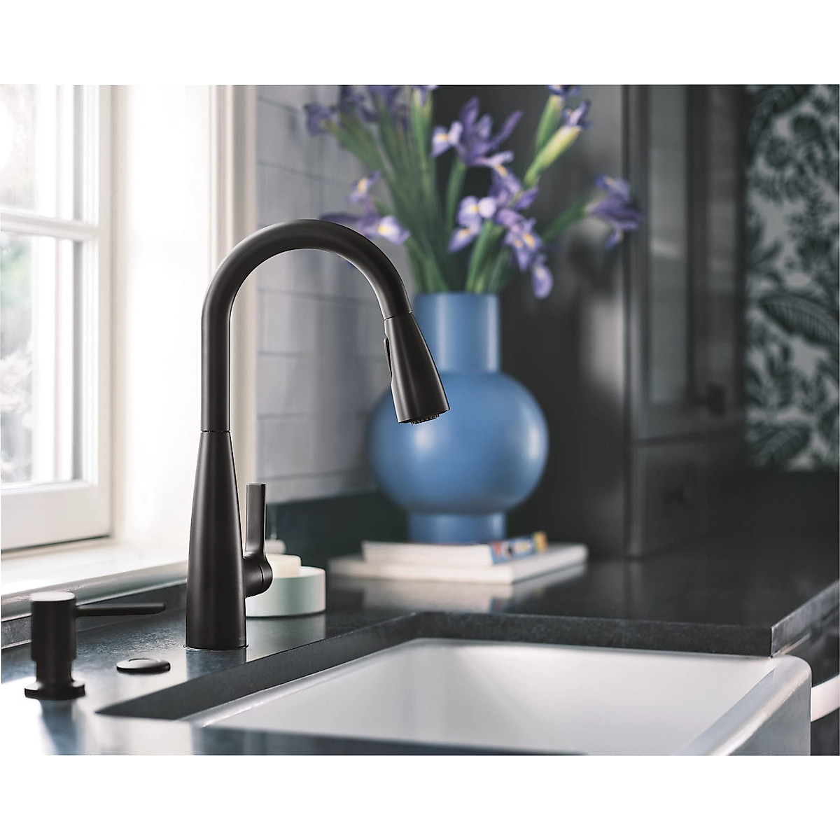 Moen Haelyn Matte Black Single-Handle Pull-Down Sprayer Kitchen Faucet Featuring Power Boost for a Faster Clean, Soap Dispenser Included, 87627BL