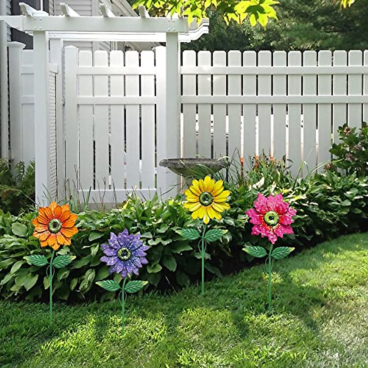 hogardeck Metal Flower Decorative Garden Stakes,4 Pcs 20" Outdoor Garden Decor Shaking Head Sunflowers Daisy Ornament, Yard Art Spring Decorations for Patio Lawn