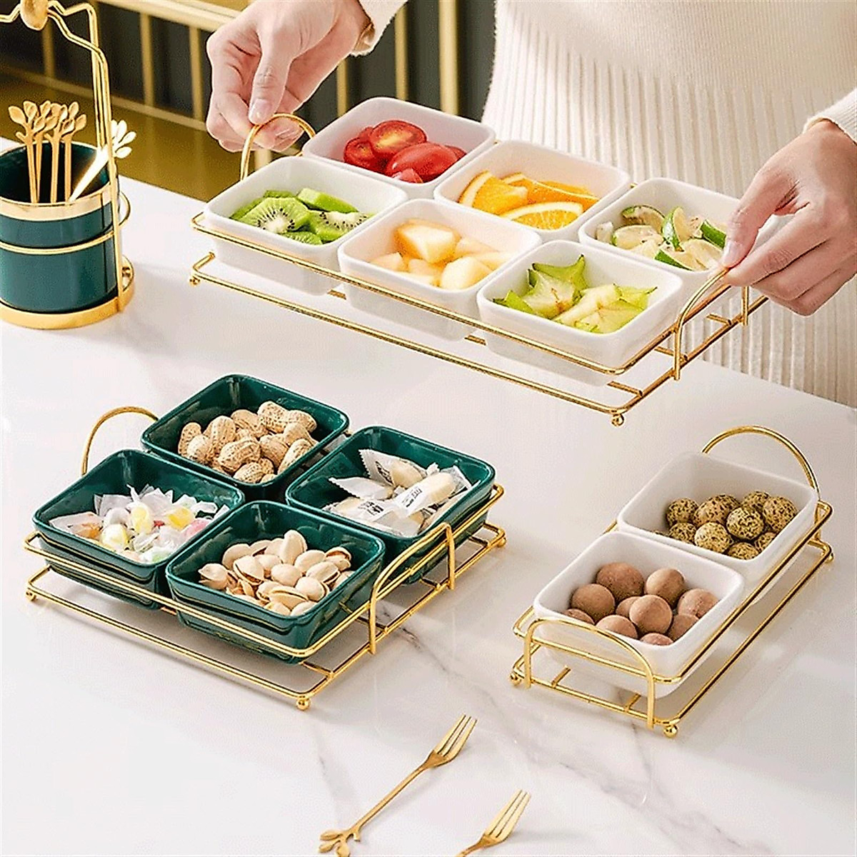 HEXEH Salad Plate Porcelain Ice Cream Bowls, White Bowls for Kitchen, Square Serving Bowls for Appetizers Dessert Salads Fruits with Metal Tray. Plastic Plate (Color : Brass)