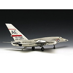 Trumpeter 1/48 RA5C Vigilante Aircraft Model Kit