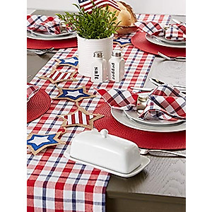 DII Classic Woven Tabletop Collection, Indoor/Outdoor Placemat Set, Round, 15" Diameter, Tango Red, 6 Piece