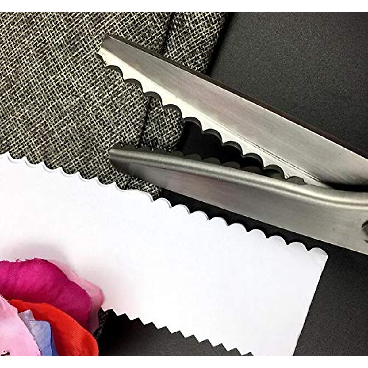 Serrated Scalloped Edge Pinking Shears, Multifunction Stainless Steel Shears Tailor Scissors, Professional Zig-Zag Cut Scissors, Sewing Craft Cut Paper Clothing Fabric for Home (10mm, Scalloped)
