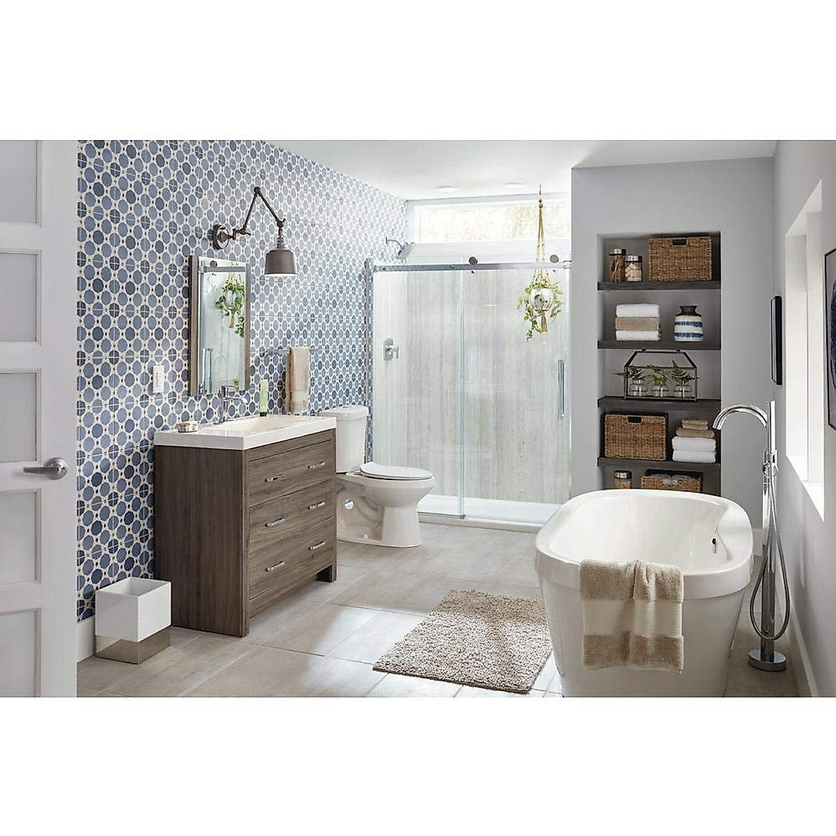 MOEN Genta Single-Handle 1-Spray Tub and Shower Faucet in Chrome