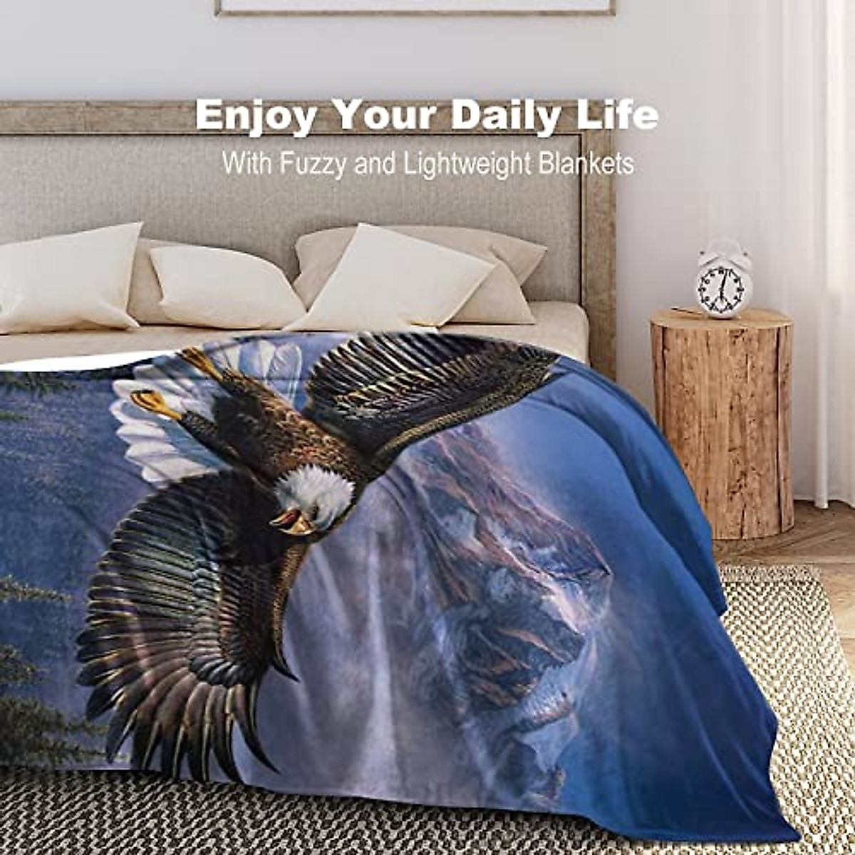 Bald Eagle Blanket American Eagle Decor Throw Blanket Bald Eagle Blanket Gifts for Men Super Warm Soft Plush Lightweight Fleece Flannel Blanket Winter Couch Bedding Blanket for Kids Adults 40"x50"
