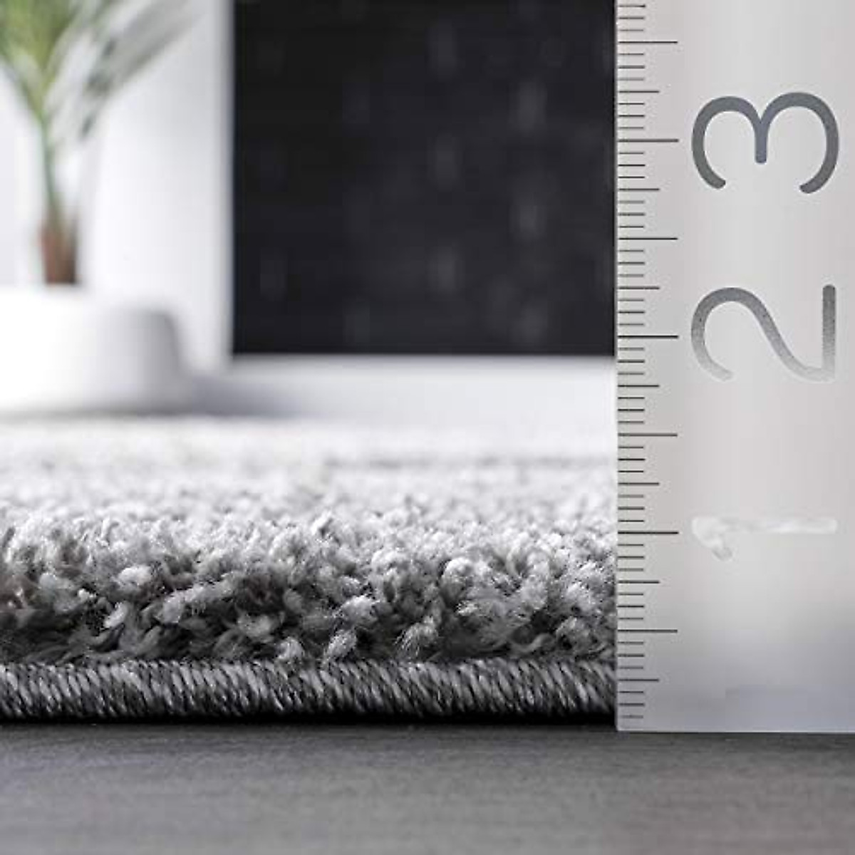 nuLOOM Carolyn Cozy Soft & Plush Shag Runner Rug, 2 ft 8 in x 8 ft, Dark Grey