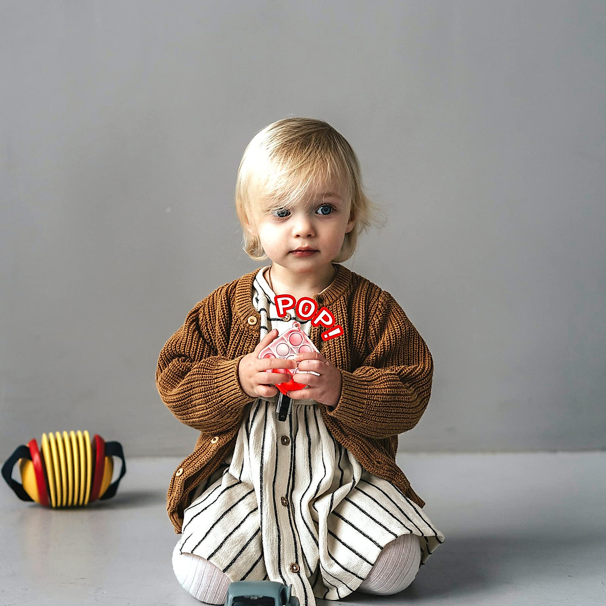 40Pcs Pop PushKeychain Fidget Toys, Pop Toys Hand Playset,Fidget Toys Sets with Keychain Office Desk Toy for Kids Adults