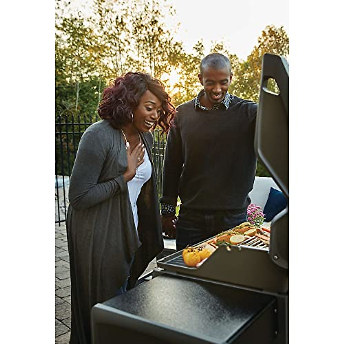 Napoleon - Rogue 425 Natural Gas Grill with Range Side Burner, Black, 3 Stainless Steel Main Burners
