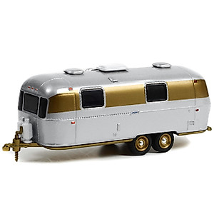 Toy Cars 1972 Airstream Double-Axle Land Yacht Safari Custom Travel Trailer Chrome and Gold Hitched Homes Series 12 1/64 Diecast Model by Greenlight 34120 C