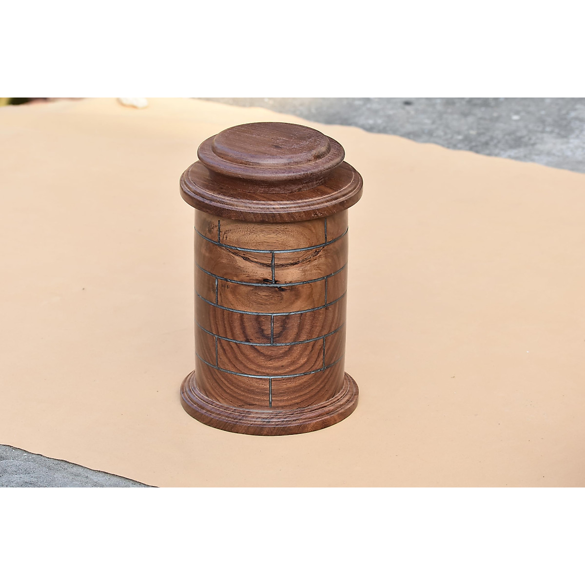 Rosewood Well Style Decorative urn Funeral Urn for Adult Pet Loss urn Memorial urn Wooden urn Box Lichtenberg Figure Resin urn for Ashes Cremation urn Urn for Human Ashes (Large up to 200 lb)