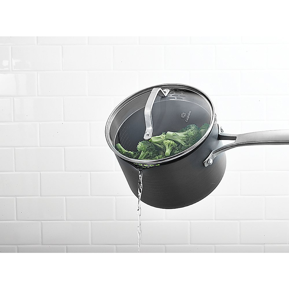 Calphalon 2095259 Classic Nonstick Sauce Pan with Cover, 2.5 quart, Grey