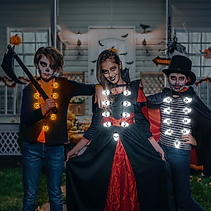 Halloween Necklaces Accessories, 3Pcs Halloween Light Up Necklace, Halloween Pumpkin Skull Ghost Glow Necklaces, 3D Light Halloween Party Favors Necklaces for Trick or Treat Halloween Decorations