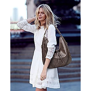 Hobo purses for Women Large Crossbody Bags Boho Satchel Bags with Tassel Ladies Leather Handbags with Crossbody Strap 2PC Retro Black