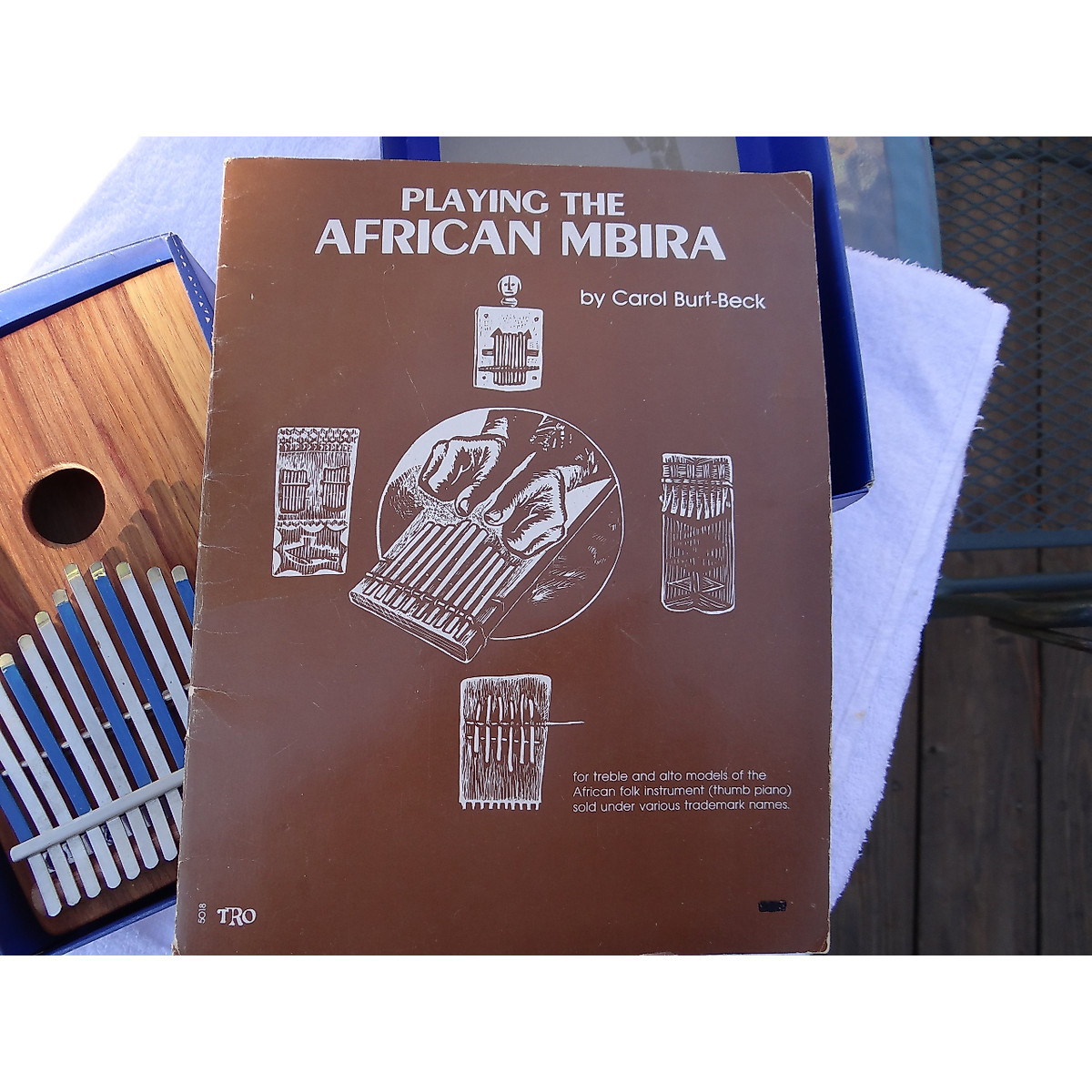 Hugh Tracey Alto Kalimba with Internal Mic Pickup 15-key Alto Kalimba