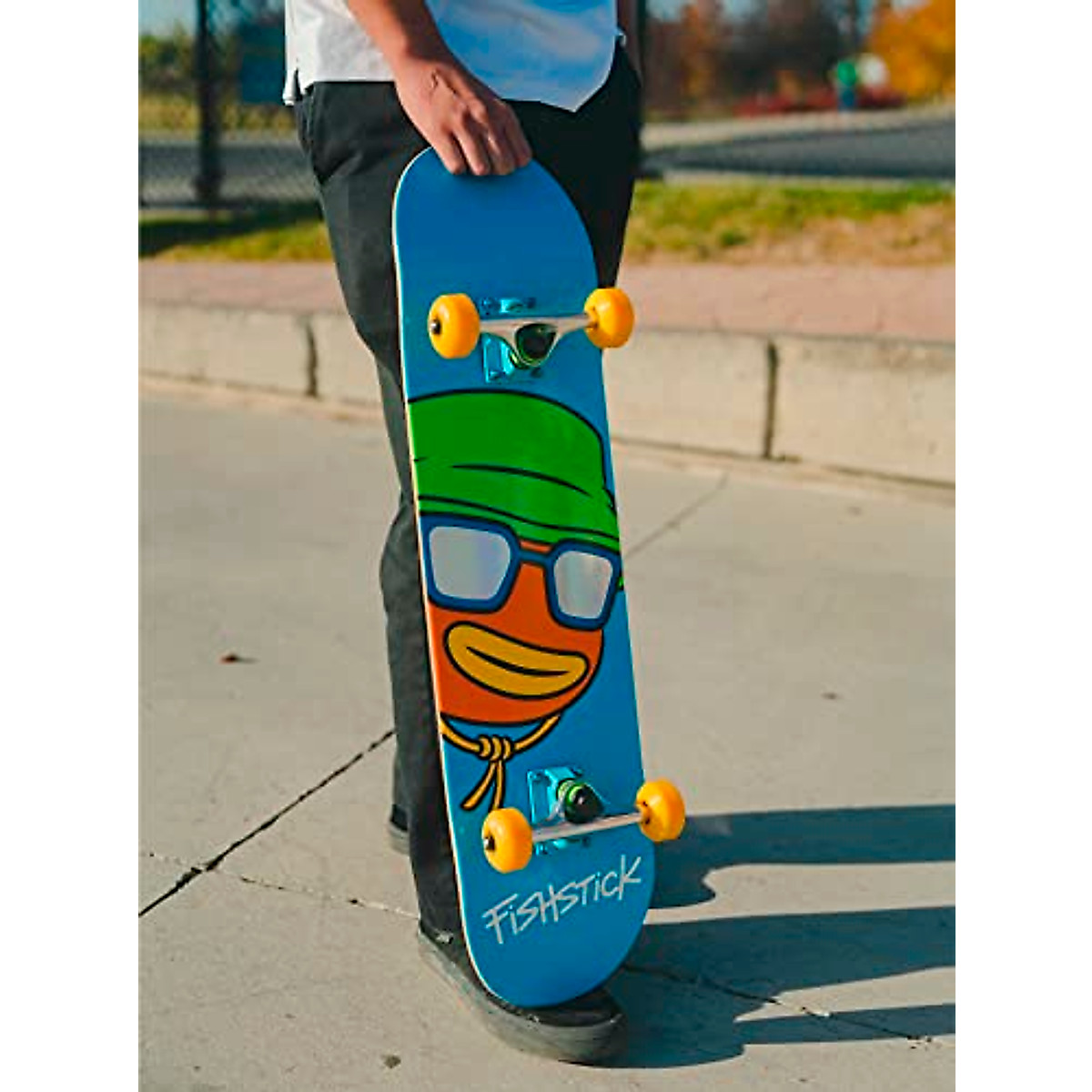 Fortnite 31" Skateboard - Cruiser Skateboard with Printed Graphic Grip Tape, ABEC-5 Bearings, Durable Deck & Smooth Wheels