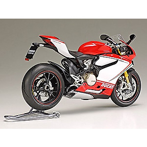 Tamiya America, Inc 1 12 Ducati 1199 Panigale S Tricolore, TAM14132