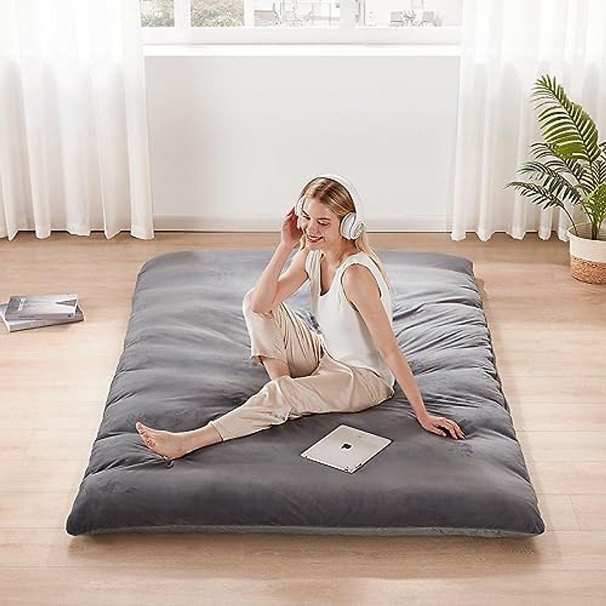 SINWEEK 4 inch Japanese Futon Mattress Foldable Floor Couch Tatami Mat for Adults, Guest Sleeping Pad, and Camping Bed