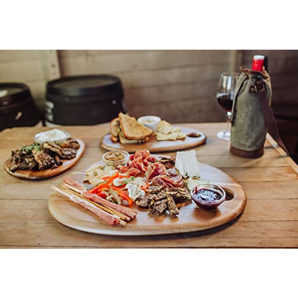 TOSCANA - a Picnic Time brand Pebble Acacia Charcuterie Board 18" x 15" - Cheese Board - Wood Serving Platter, (Natural Acacia)