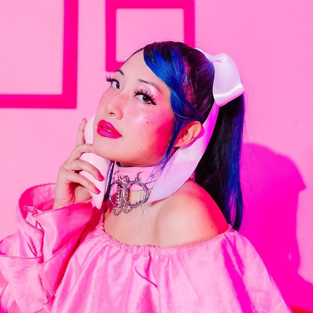 UNICORN SNOT Liquid Eyeshadow Makeup - Eyelighter - Buildable & Playable Liquid Eye Shadow - Smooth Gliding Intense Color - Metallic Eyes & Lip Glitter for Festivals, Pride, Cosplay - Blue (Slide)