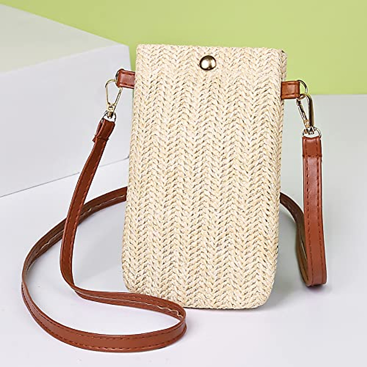 Aktudy Women Mini Straw Messenger Bags Hand Woven Summer Beach Shoulder Phone Wallet