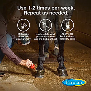 Farnam Rain Maker Triple Action Hoof Oil for Horses Moisturizer and Conditioner, Attracts, Absorbs and Retains Moisture, Contains Aloe, 32 Oz.